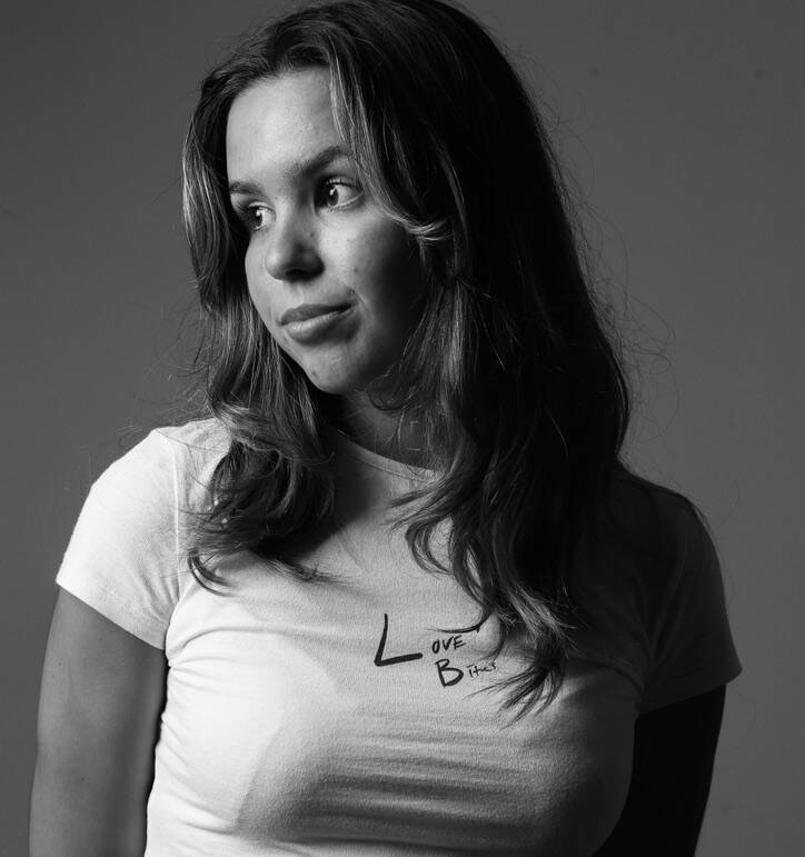 MEET OUR MUSIC INTERN: Sara - Ramona Magazine